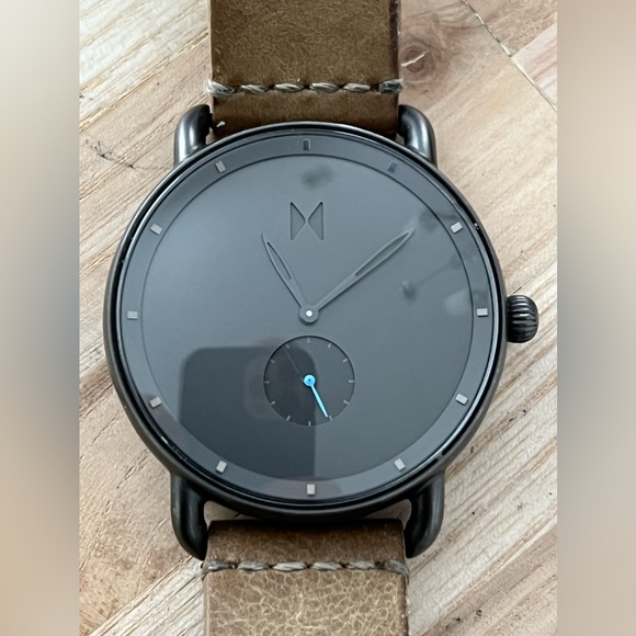 MVMT | Accessories | Mvmt Revolver Rare Color Mens Watch Leather Strap ...